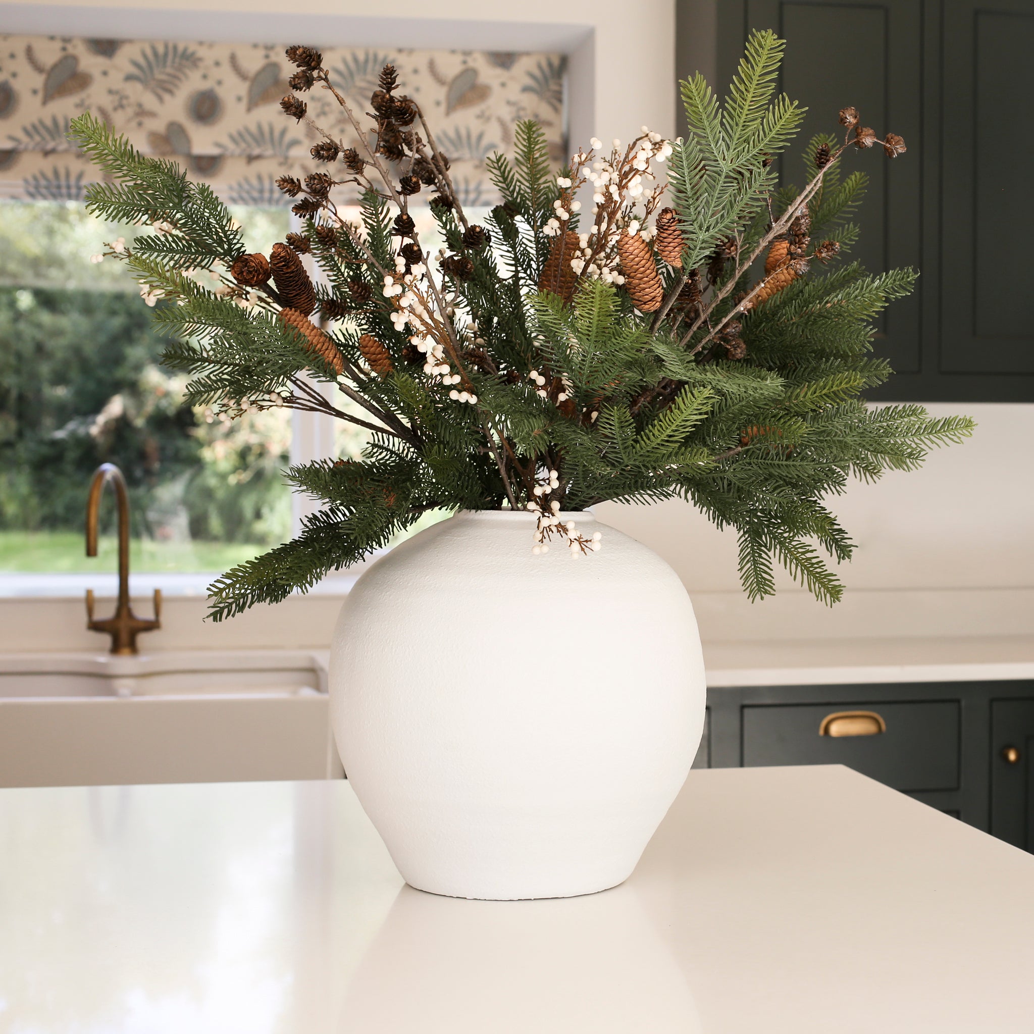 Festive Arrangement – CharlesTed Home
