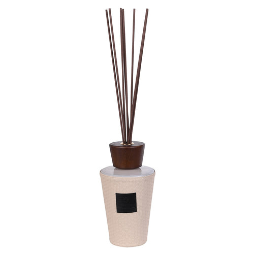The Saddle Diffuser — 1000ml Leather, Herbal & Smoky Wood Reed Diffuser ...
